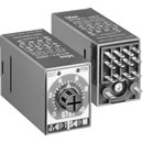 IDEC GT5Y-4SN3A100 GT5Y Miniature Timer 4PDT, 3 Amp